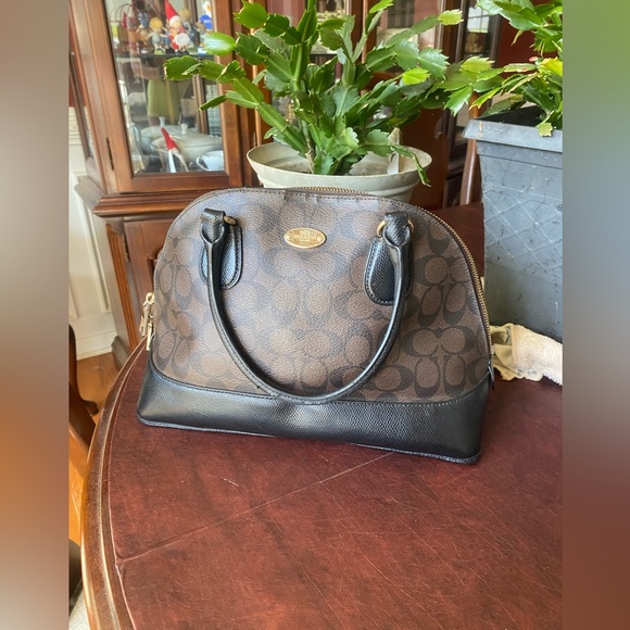 Coach | Bags | Coach Signature Mini Sierra Satchel Womens Handbag ...